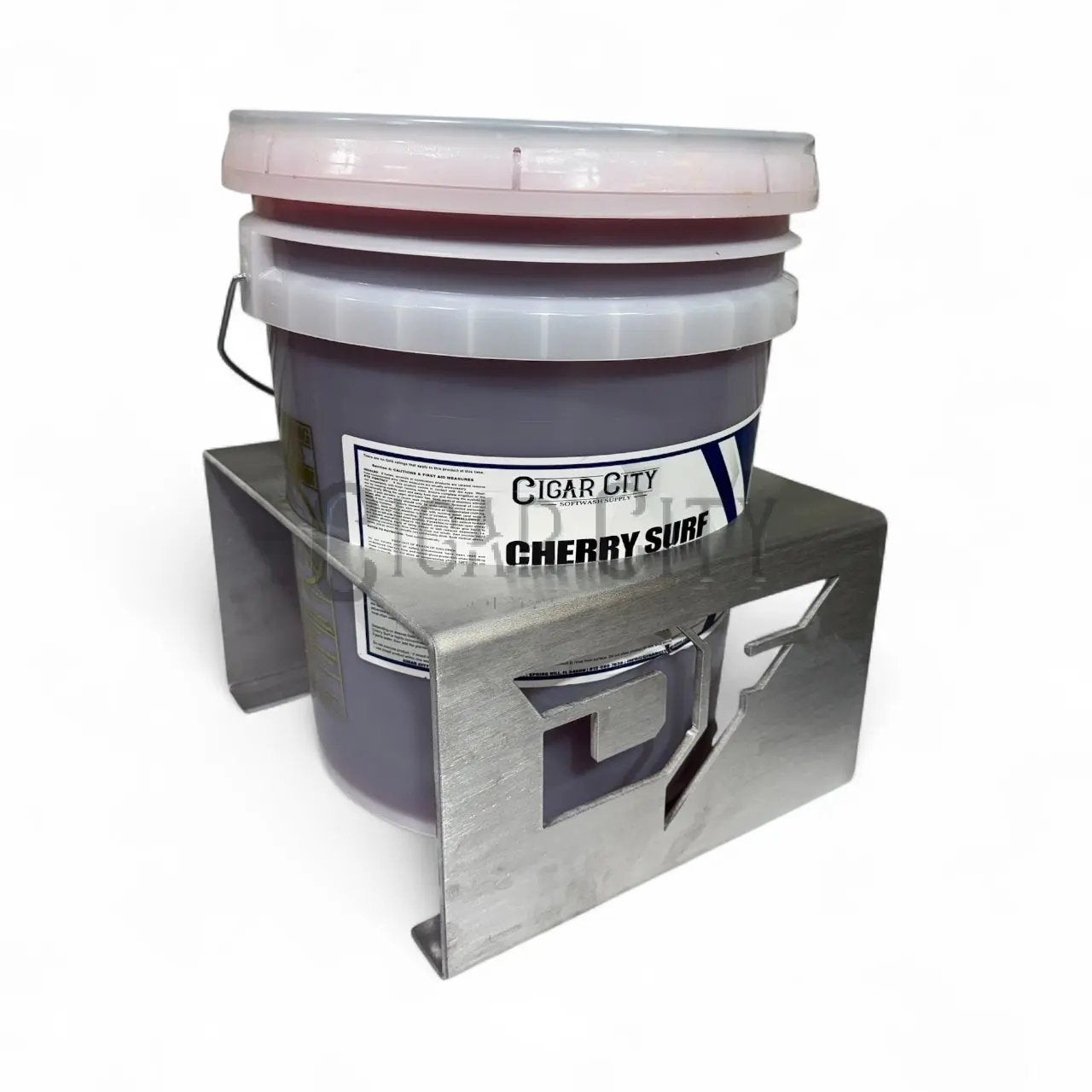 5 gallon bucket holder/bracket/tie down search - Supplies & Equipment ...